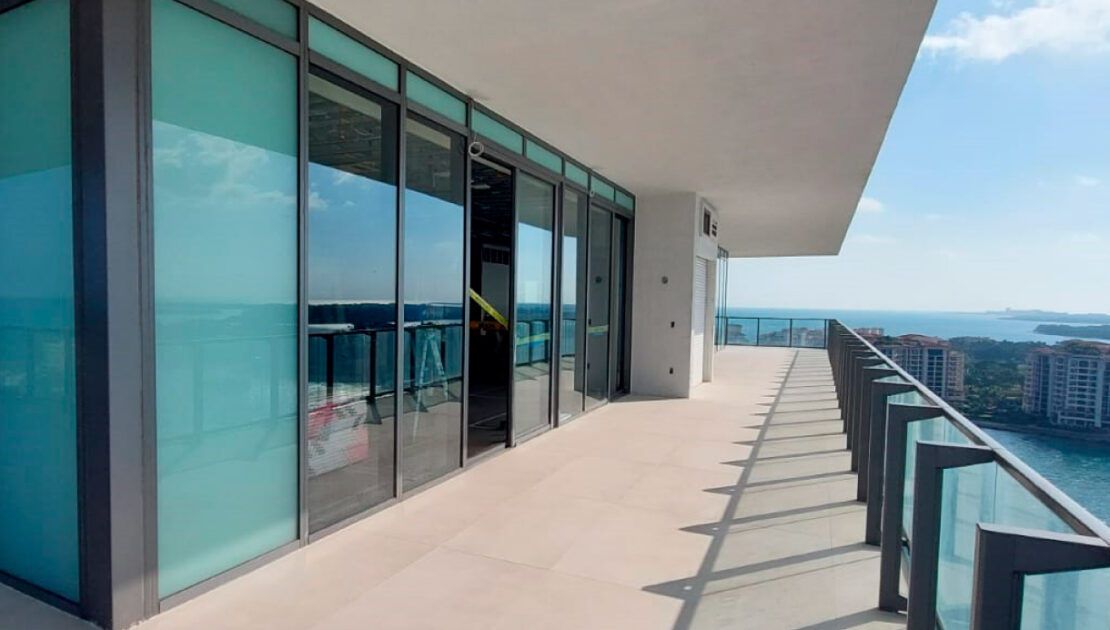 Benefits of Electrostatic Paint - Impact Glass Miami